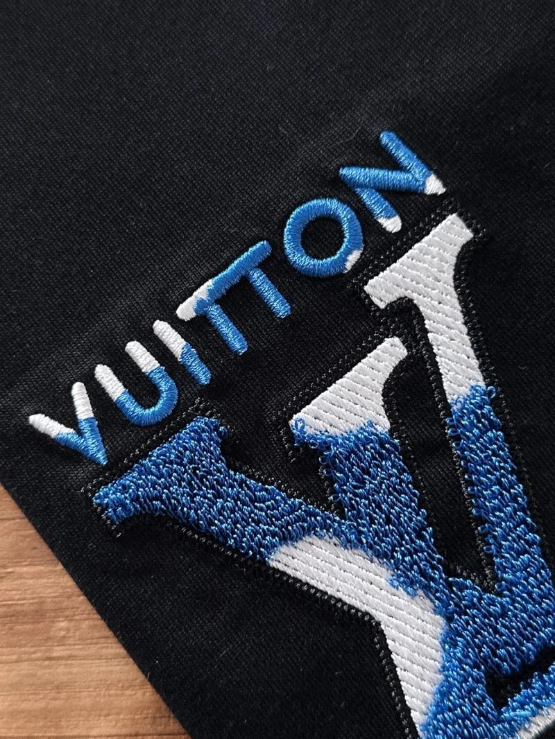 Precise copy Louis Vuitton T-Shirts