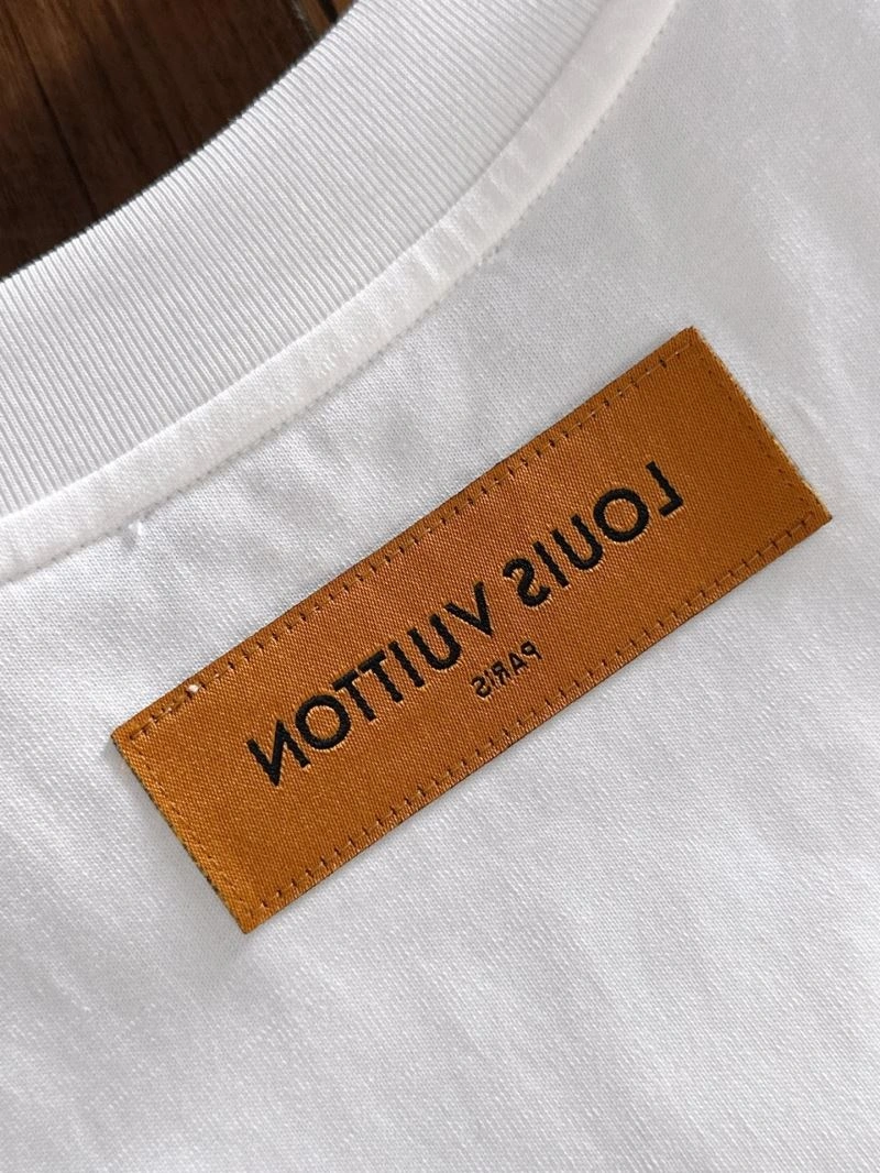 Precise copy Louis Vuitton T-Shirts