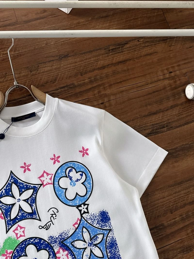 Precise copy Louis Vuitton T-Shirts