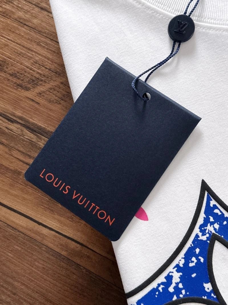 Precise copy Louis Vuitton T-Shirts