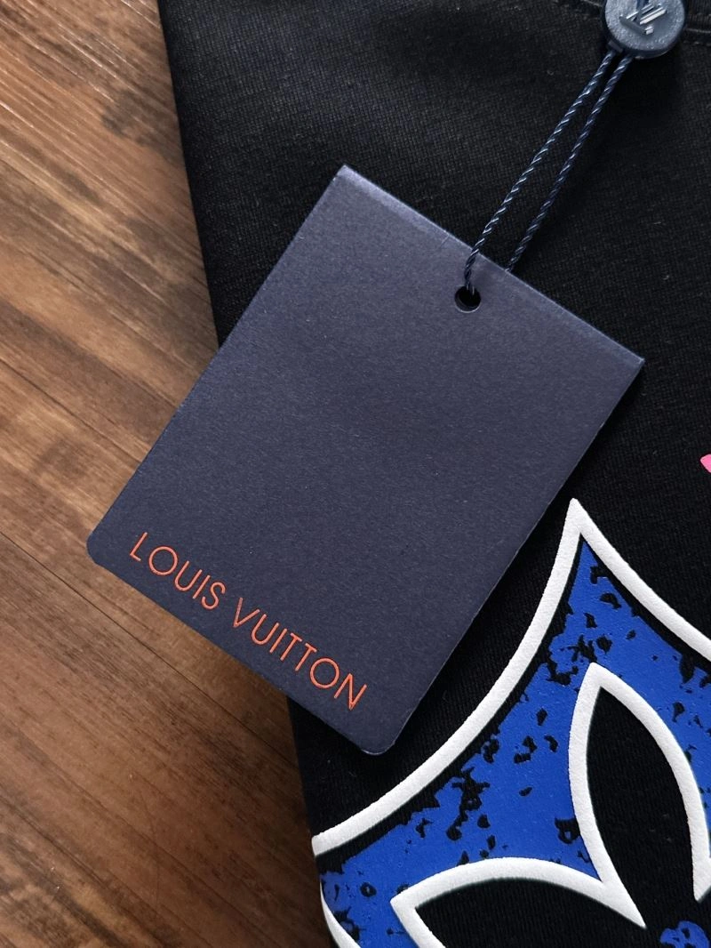 High accuracy Louis Vuitton T-Shirts