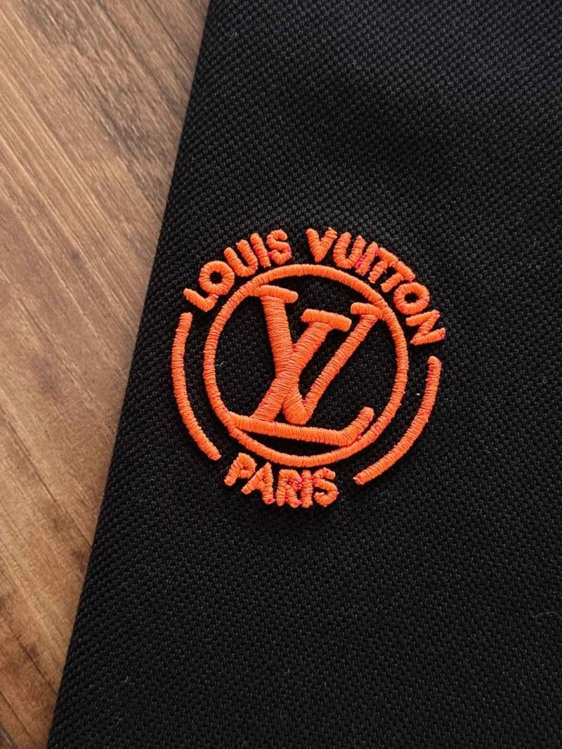 Exact replica Louis Vuitton T-Shirts