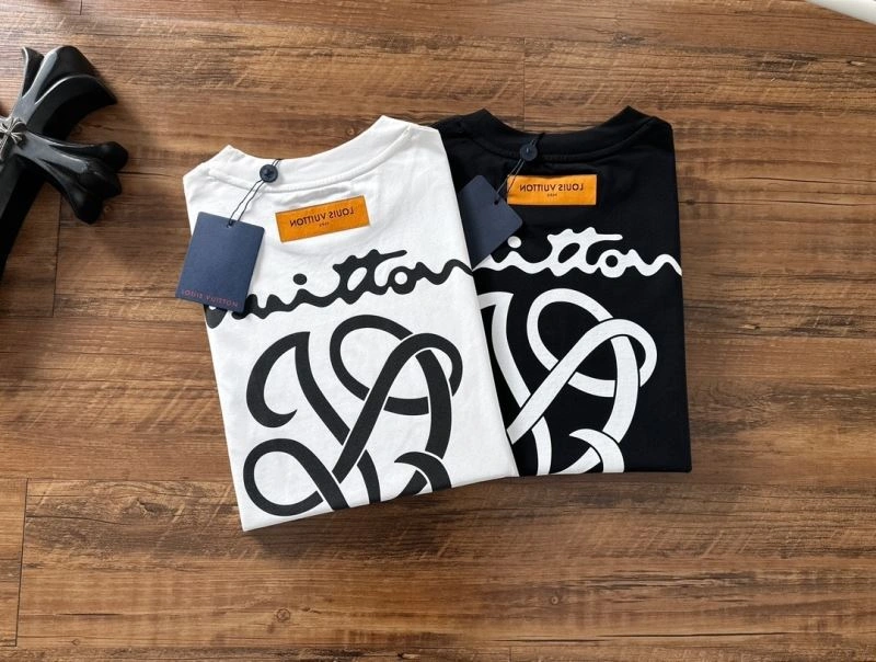 Real Louis Vuitton T-Shirts