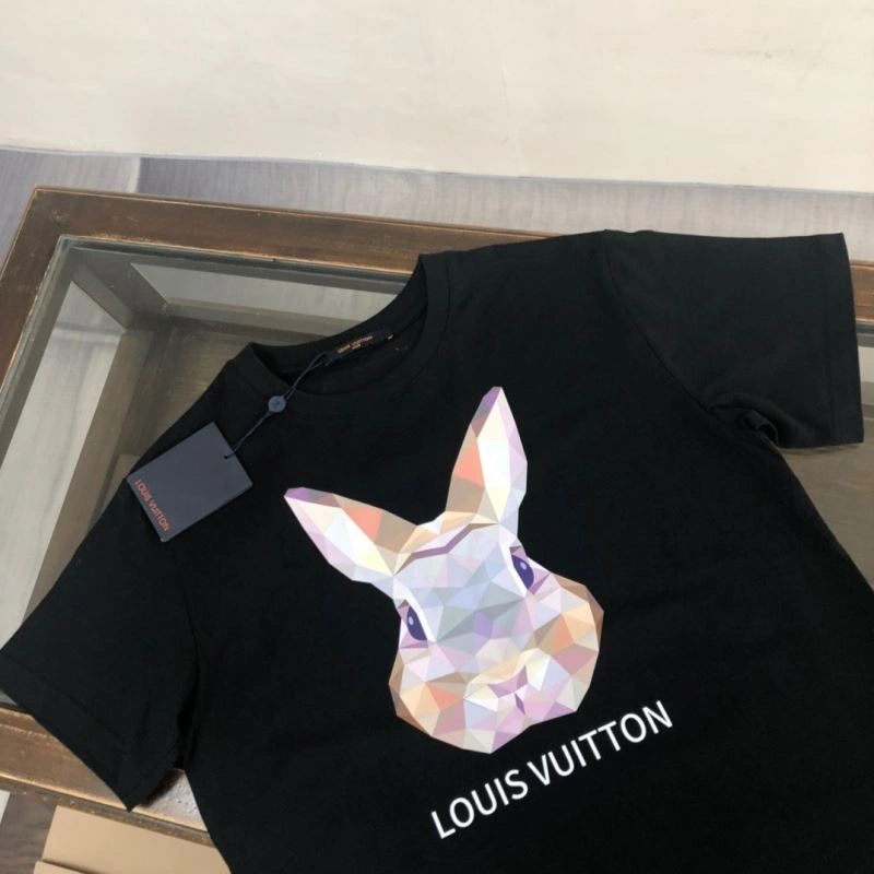 Low-cost Louis Vuitton T-Shirts