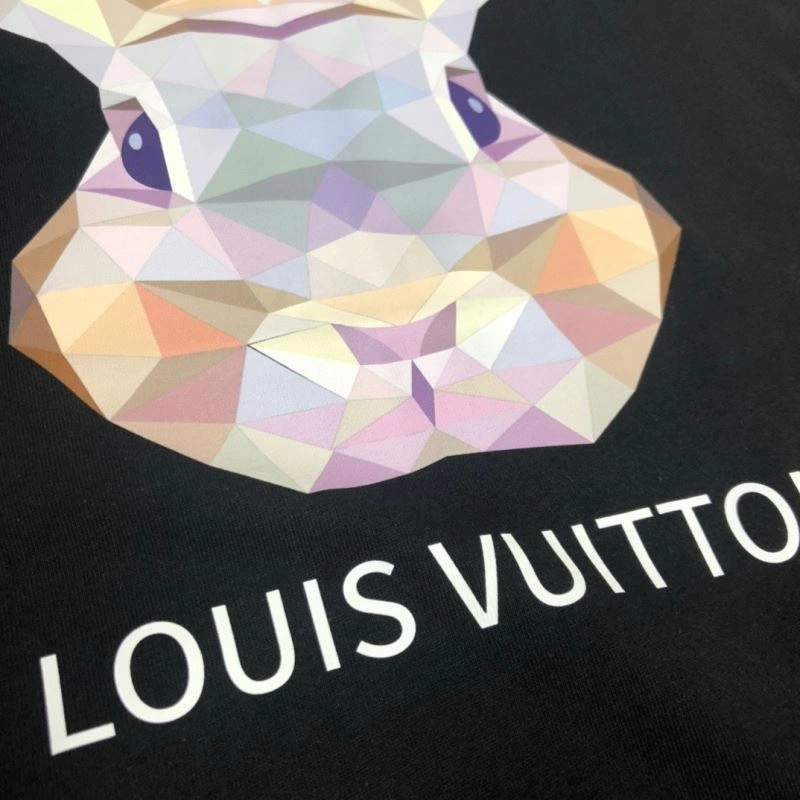 Low-cost Louis Vuitton T-Shirts
