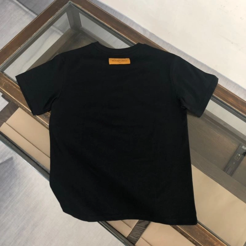 Low-cost Louis Vuitton T-Shirts