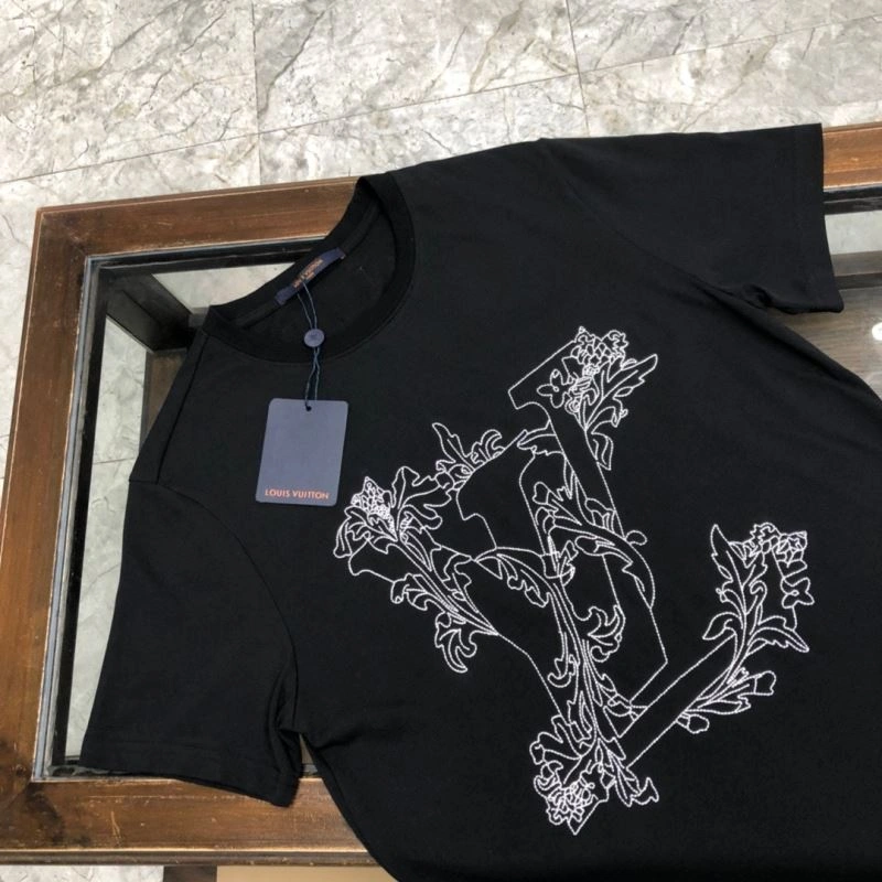 Inexpensive Louis Vuitton T-Shirts