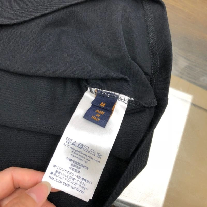 Inexpensive Louis Vuitton T-Shirts