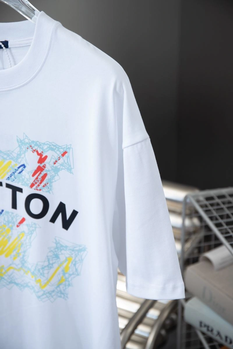 Exact replica Louis Vuitton T-Shirts