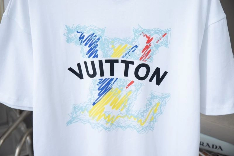 Exact replica Louis Vuitton T-Shirts