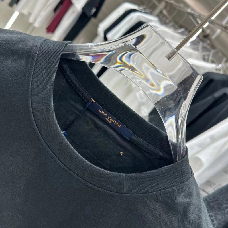 Perfect replica Louis Vuitton T-Shirts