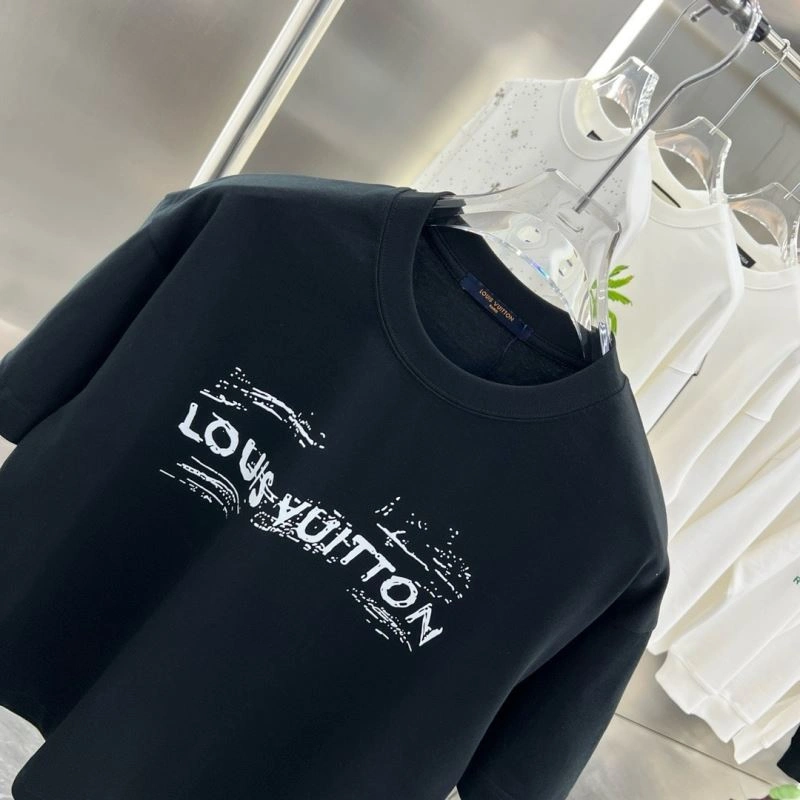 High fidelity Louis Vuitton T-Shirts