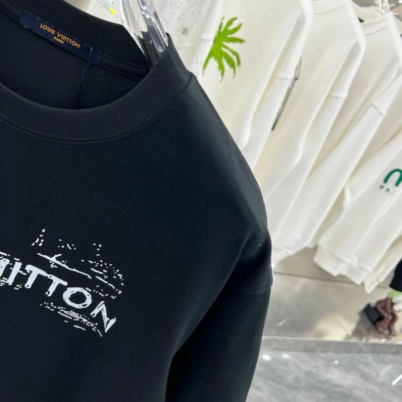 High fidelity Louis Vuitton T-Shirts