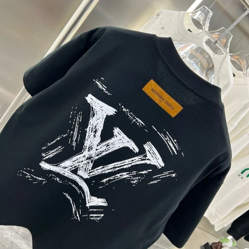 High fidelity Louis Vuitton T-Shirts