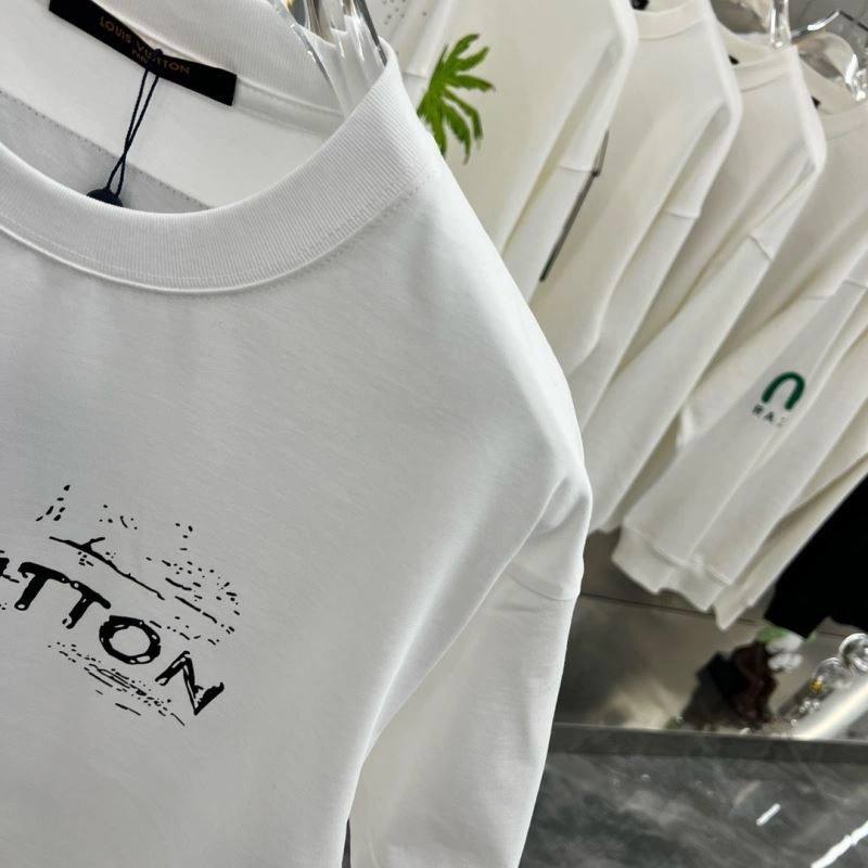 Top mirror Louis Vuitton T-Shirts