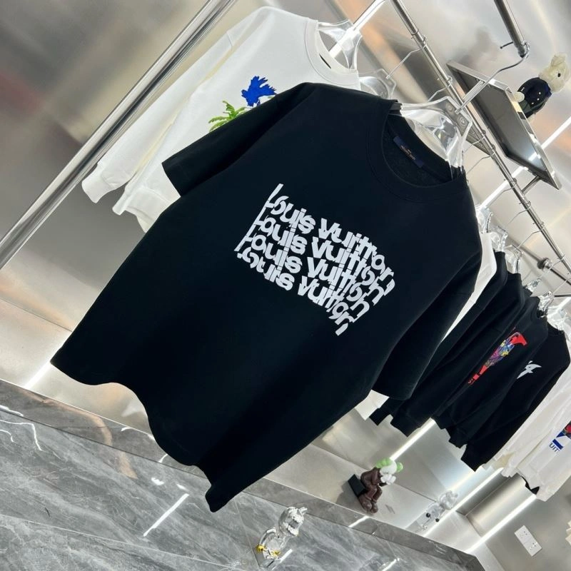 Top match Louis Vuitton T-Shirts