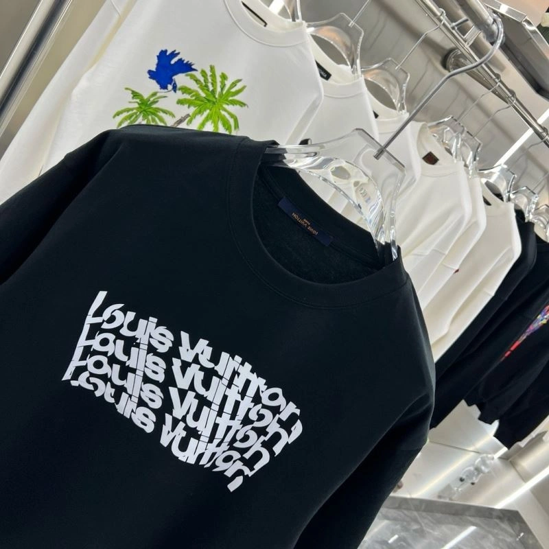 Top match Louis Vuitton T-Shirts