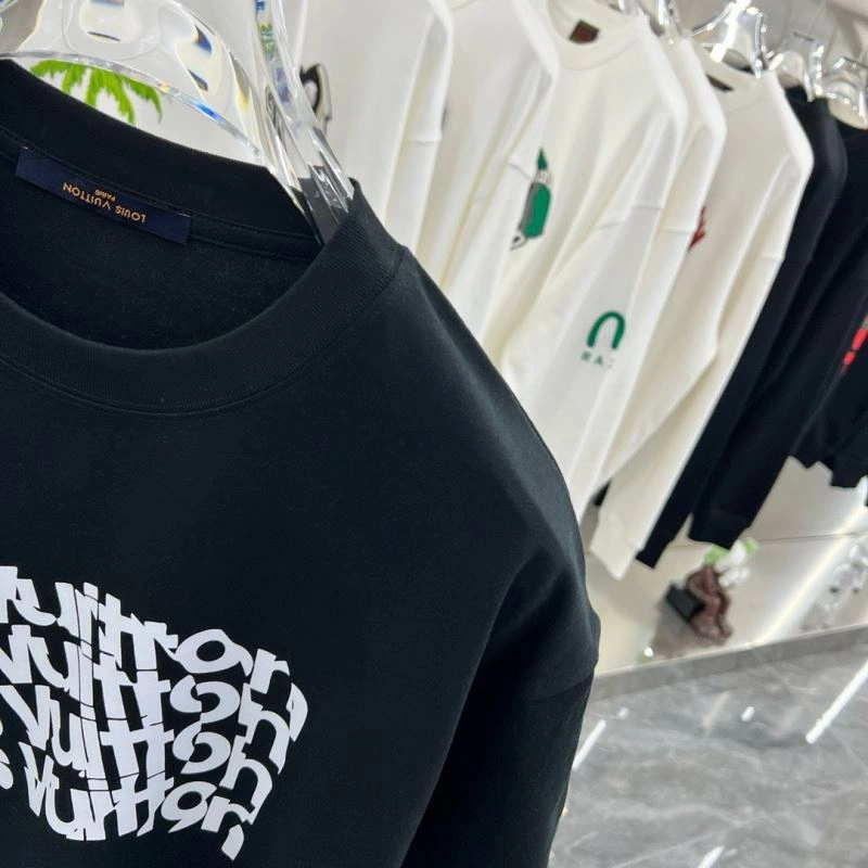 Top match Louis Vuitton T-Shirts