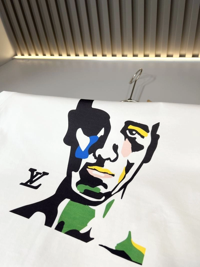 Factory-made Louis Vuitton T-Shirts