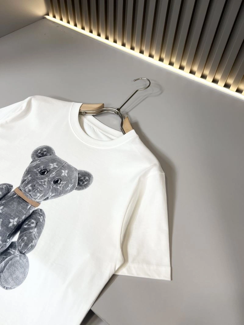 Official Louis Vuitton T-Shirts
