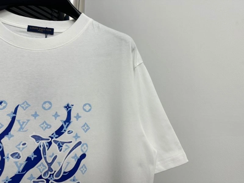 Bargain Louis Vuitton T-Shirts