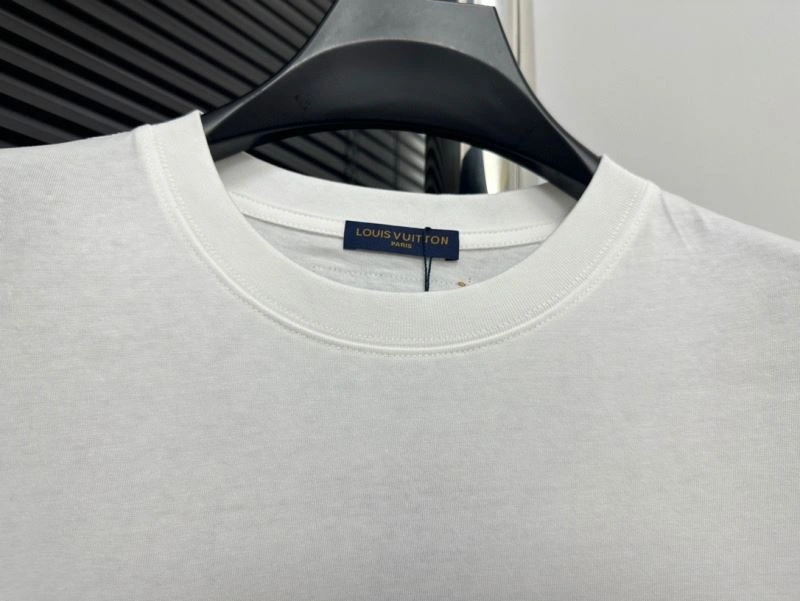 Bargain Louis Vuitton T-Shirts