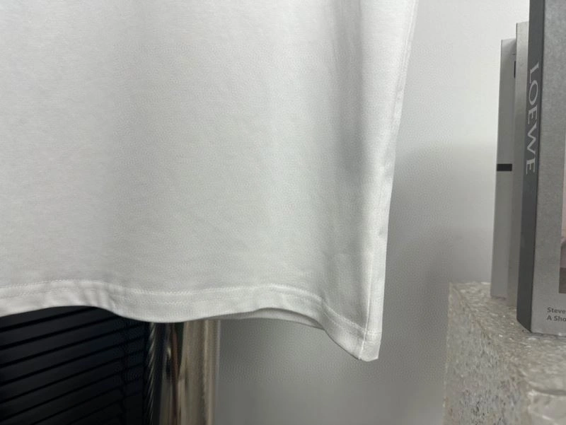 Bargain Louis Vuitton T-Shirts