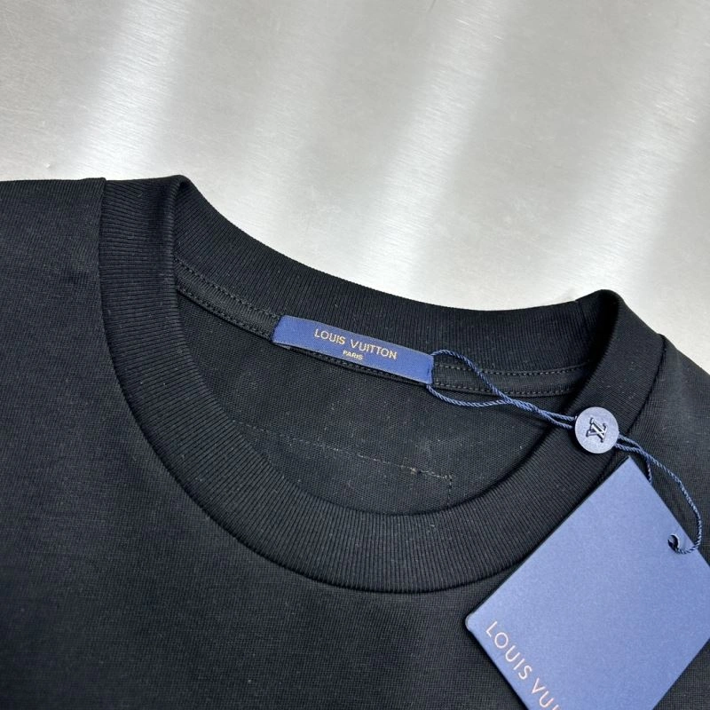 Low-cost Louis Vuitton T-Shirts