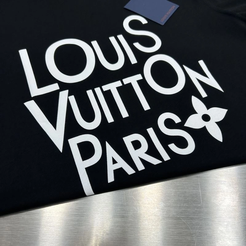 Low-cost Louis Vuitton T-Shirts
