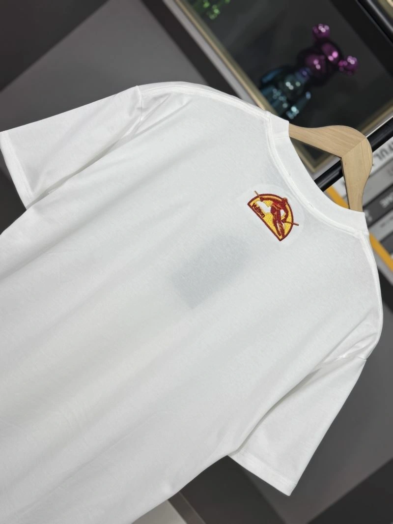 Accurate model Louis Vuitton T-Shirts