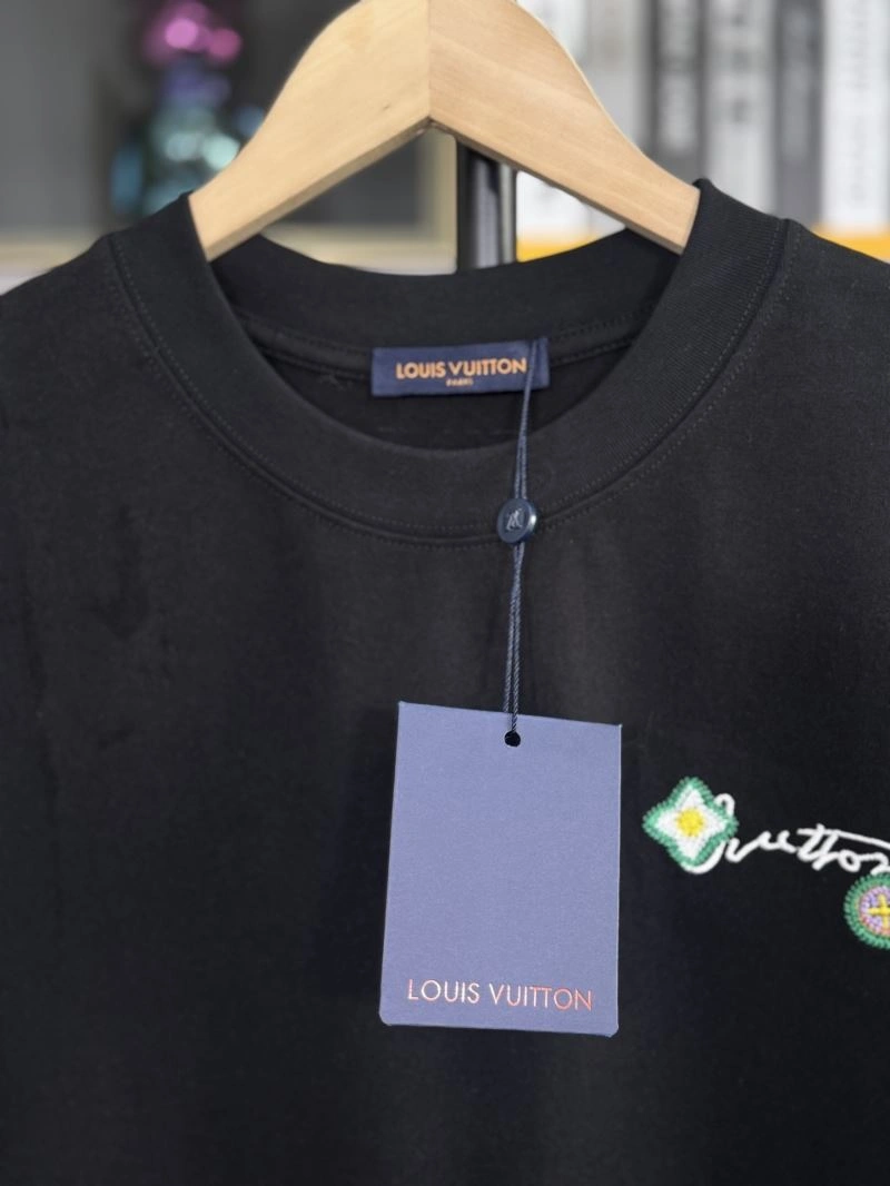 Cut-rate Louis Vuitton T-Shirts