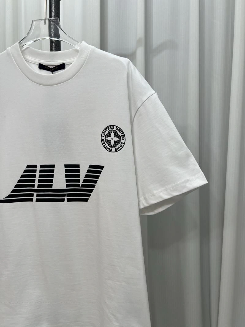 Indistinguishable Louis Vuitton T-Shirts