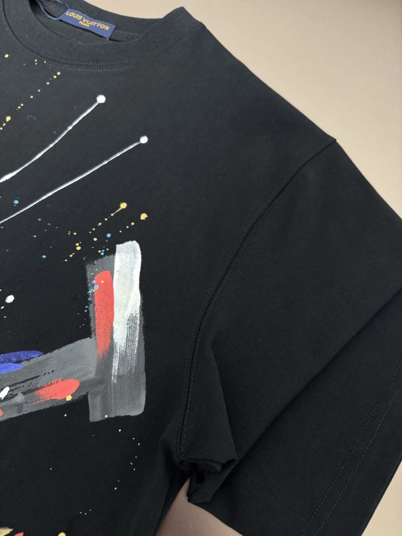 Bargain Louis Vuitton T-Shirts
