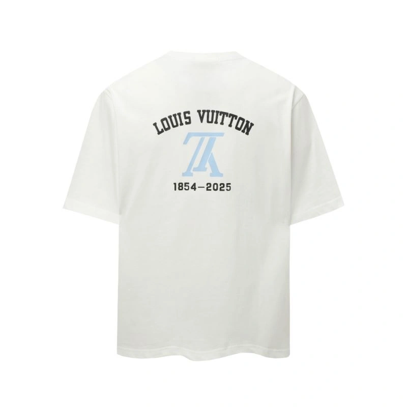 Indistinguishable Louis Vuitton T-Shirts