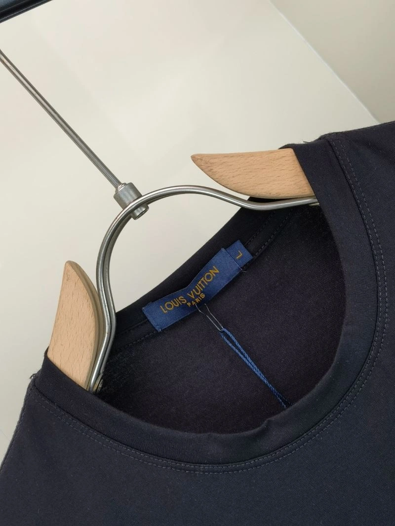 Top match Louis Vuitton T-Shirts