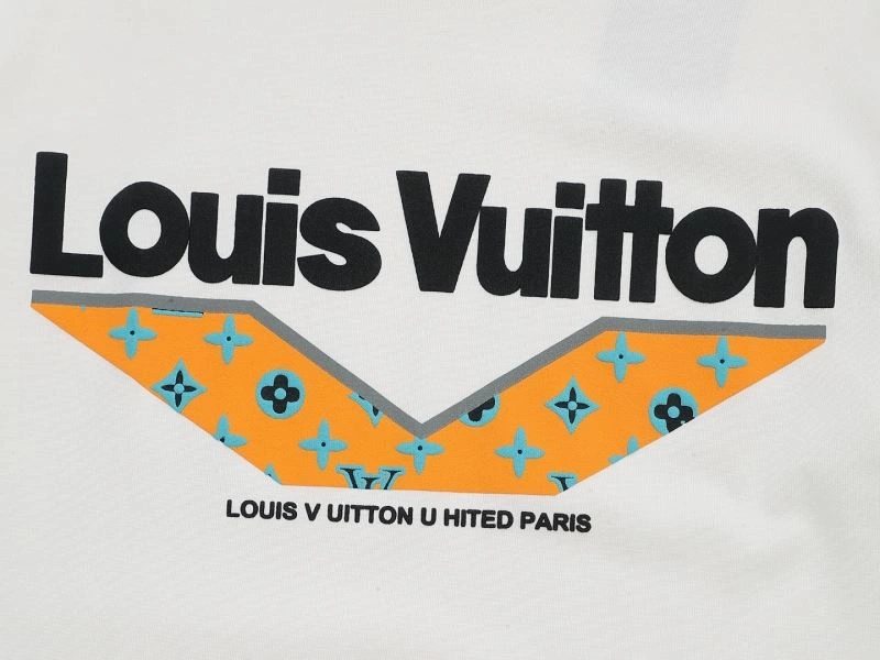 Top mirror Louis Vuitton T-Shirts
