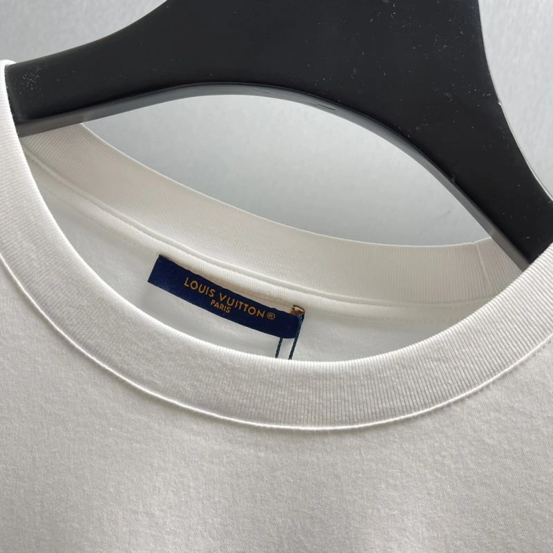 Indistinguishable Louis Vuitton T-Shirts