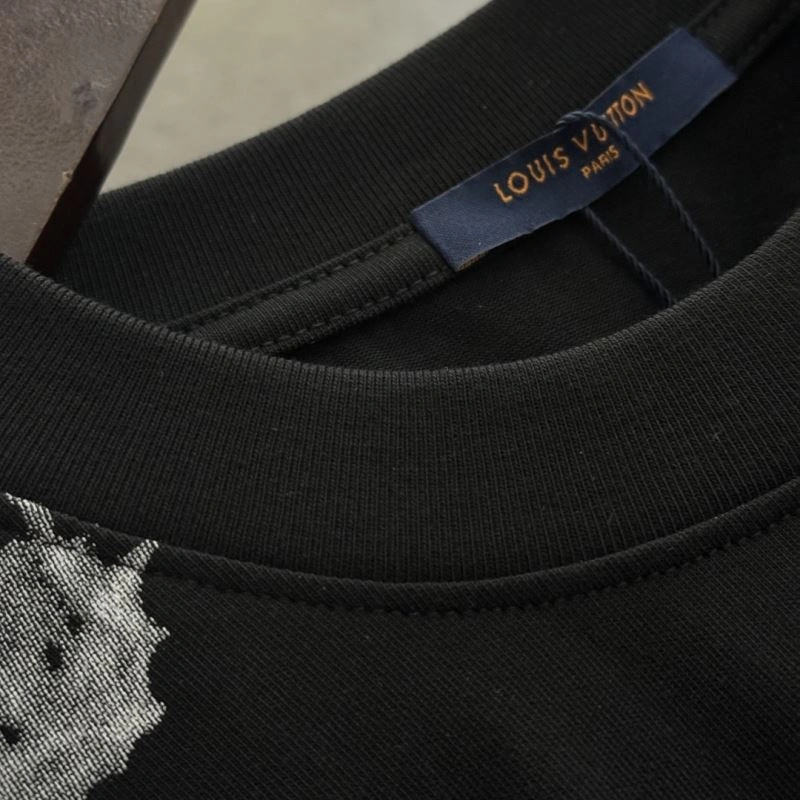 Inexpensive Louis Vuitton T-Shirts