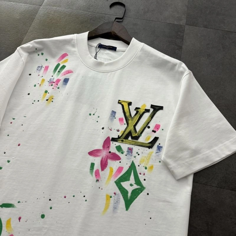 Low-cost Louis Vuitton T-Shirts