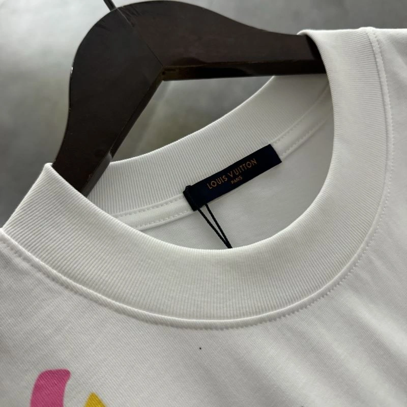 Low-cost Louis Vuitton T-Shirts