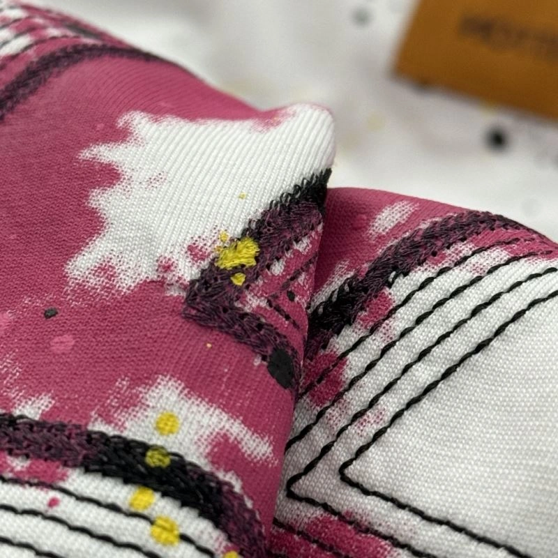 Cut-rate Louis Vuitton T-Shirts
