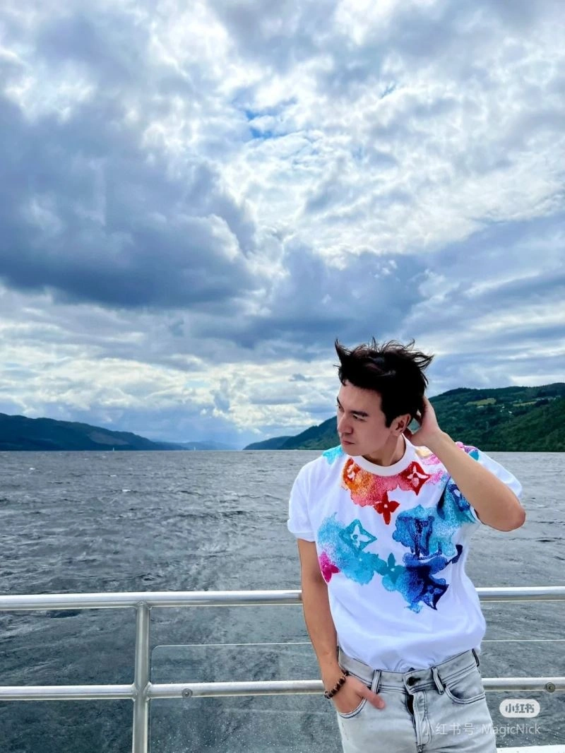 Mirror quality Louis Vuitton T-Shirts