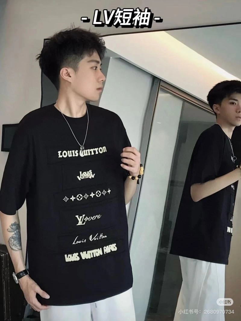 Top match Louis Vuitton T-Shirts