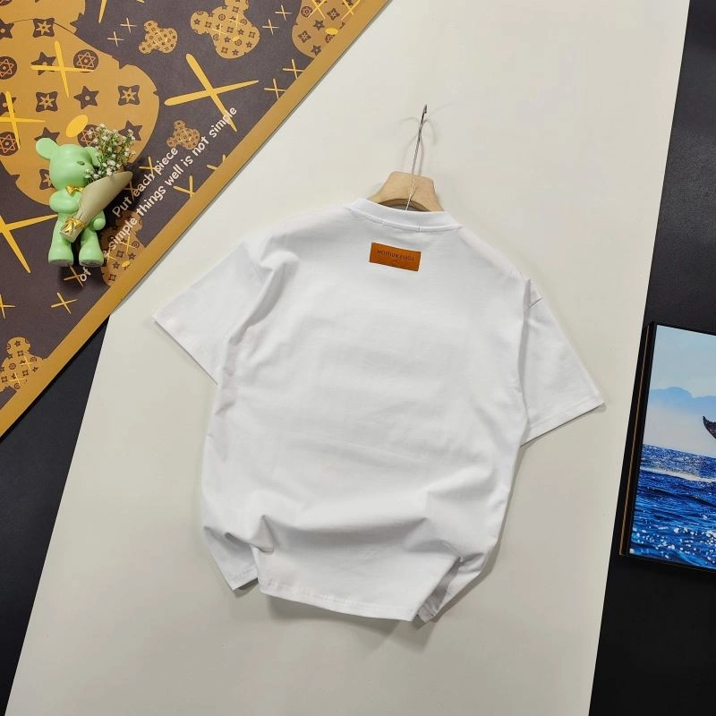 Top match Louis Vuitton T-Shirts