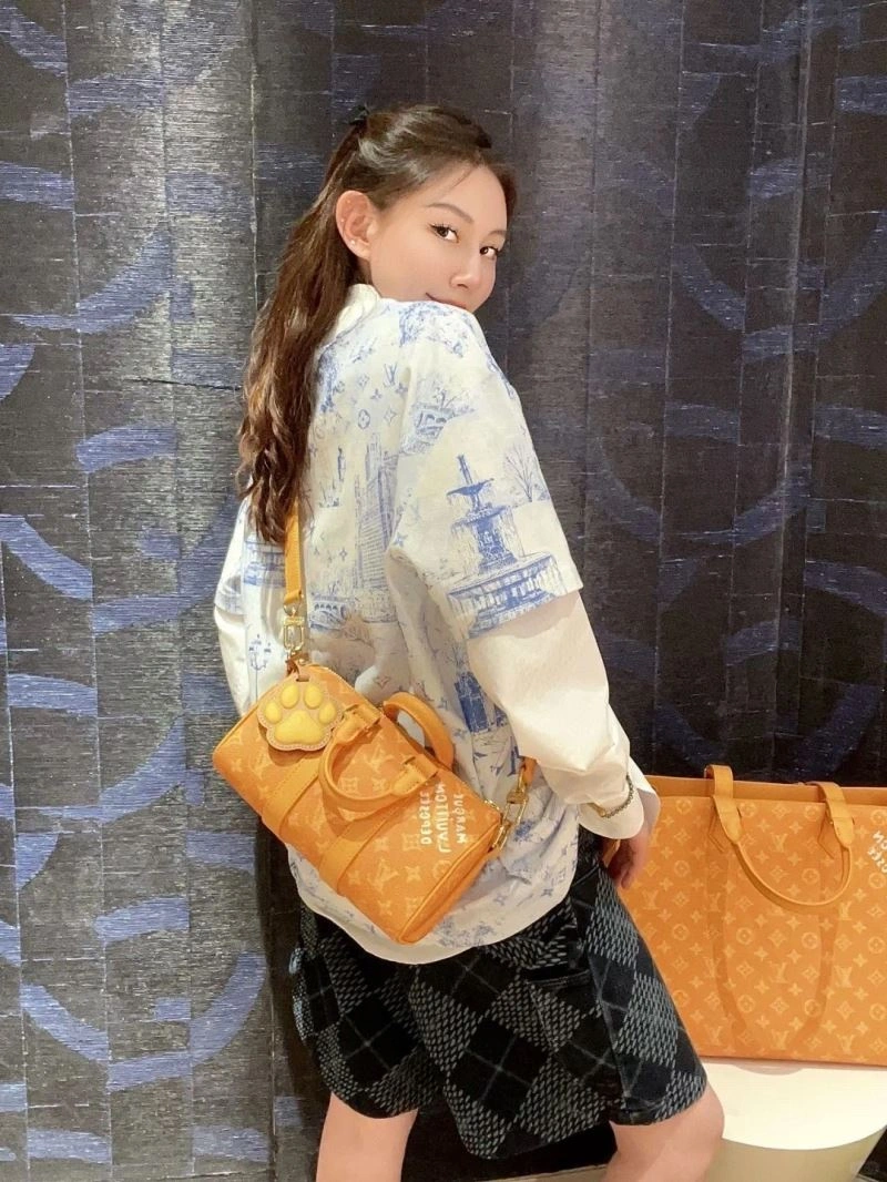Low-cost Louis Vuitton T-Shirts