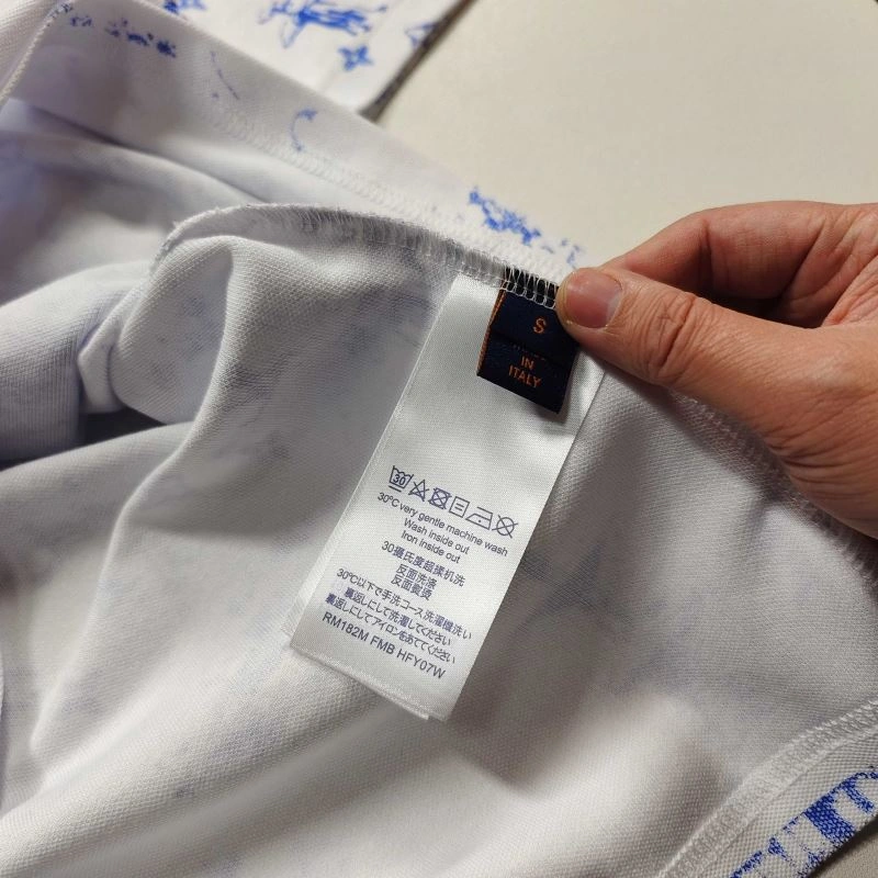 Low-cost Louis Vuitton T-Shirts
