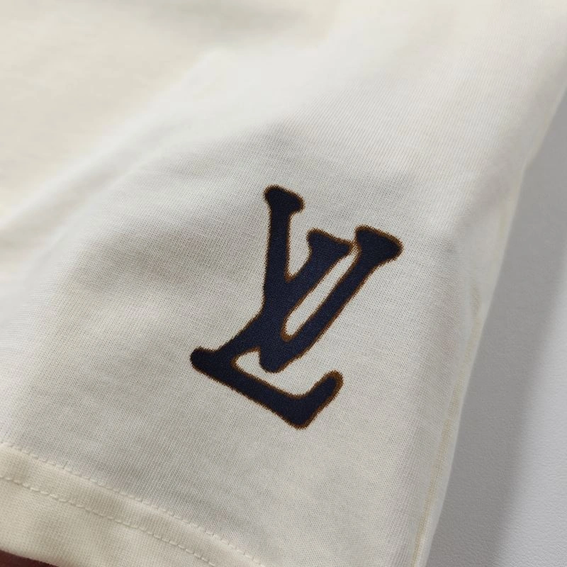Low-cost Louis Vuitton T-Shirts