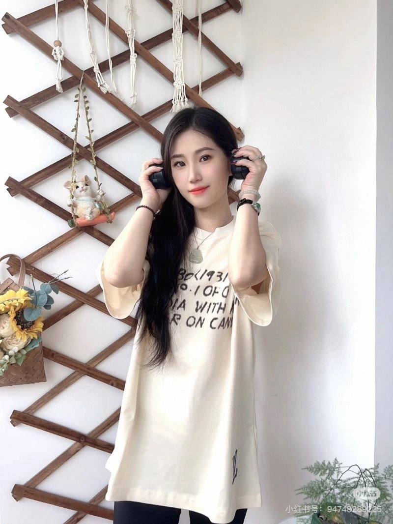 Low-cost Louis Vuitton T-Shirts