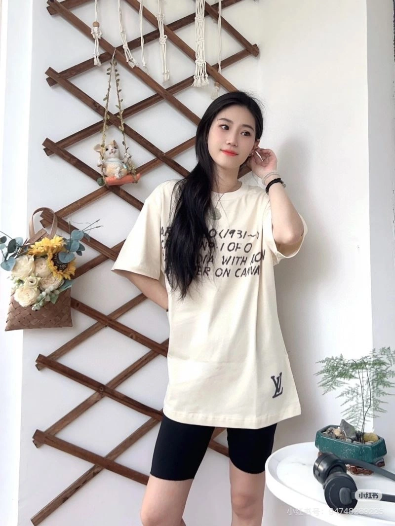 Low-cost Louis Vuitton T-Shirts