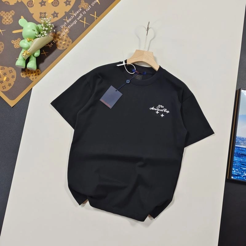 Precise copy Louis Vuitton T-Shirts